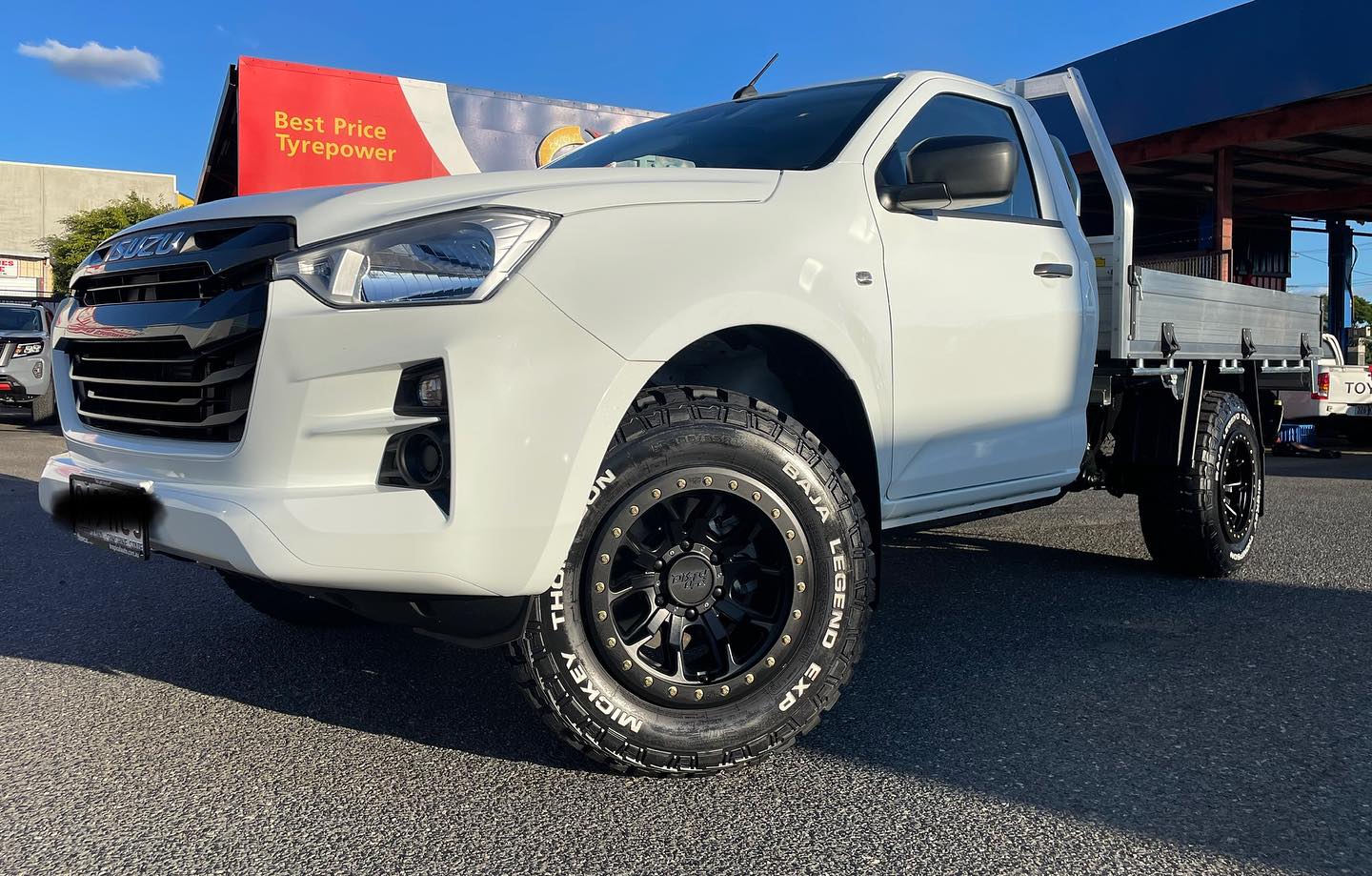 Isuzu | Dynamic Wheel Co.